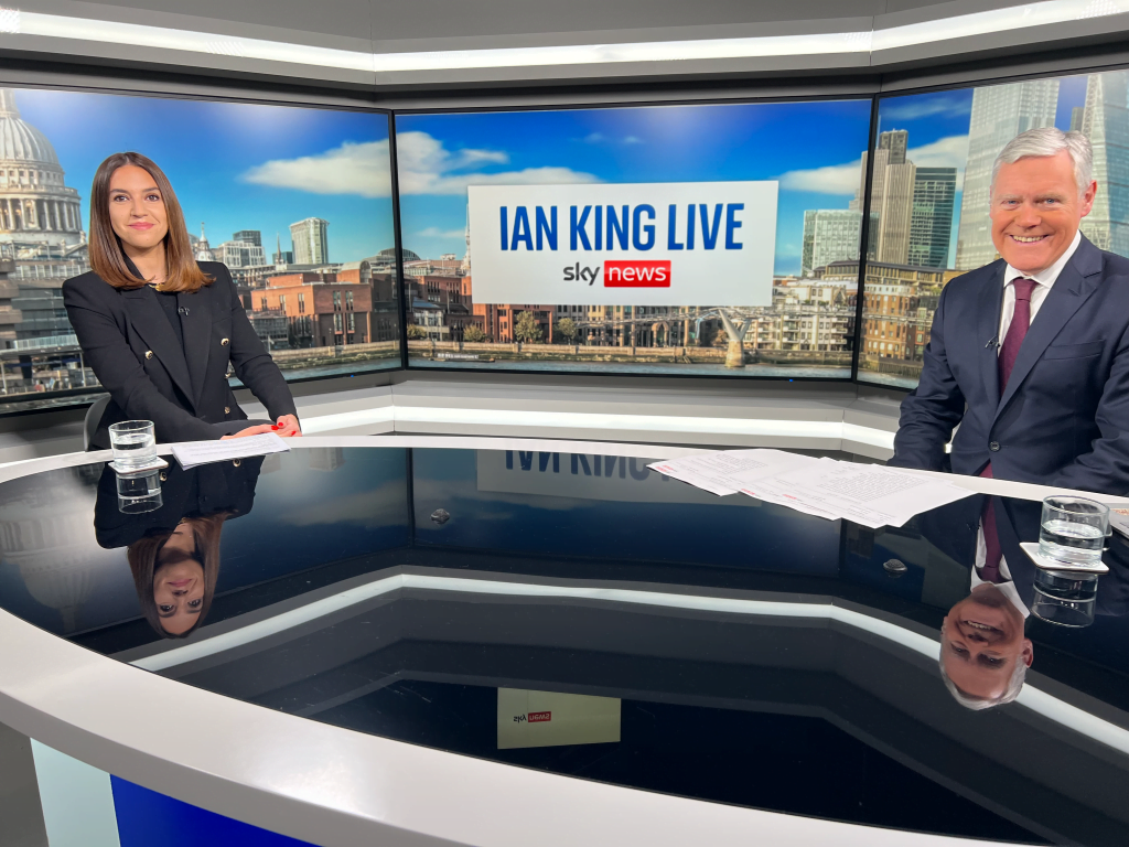 Victoria Scholar - Exclusive Agent - TV Presenter, Keynote Speaker ...